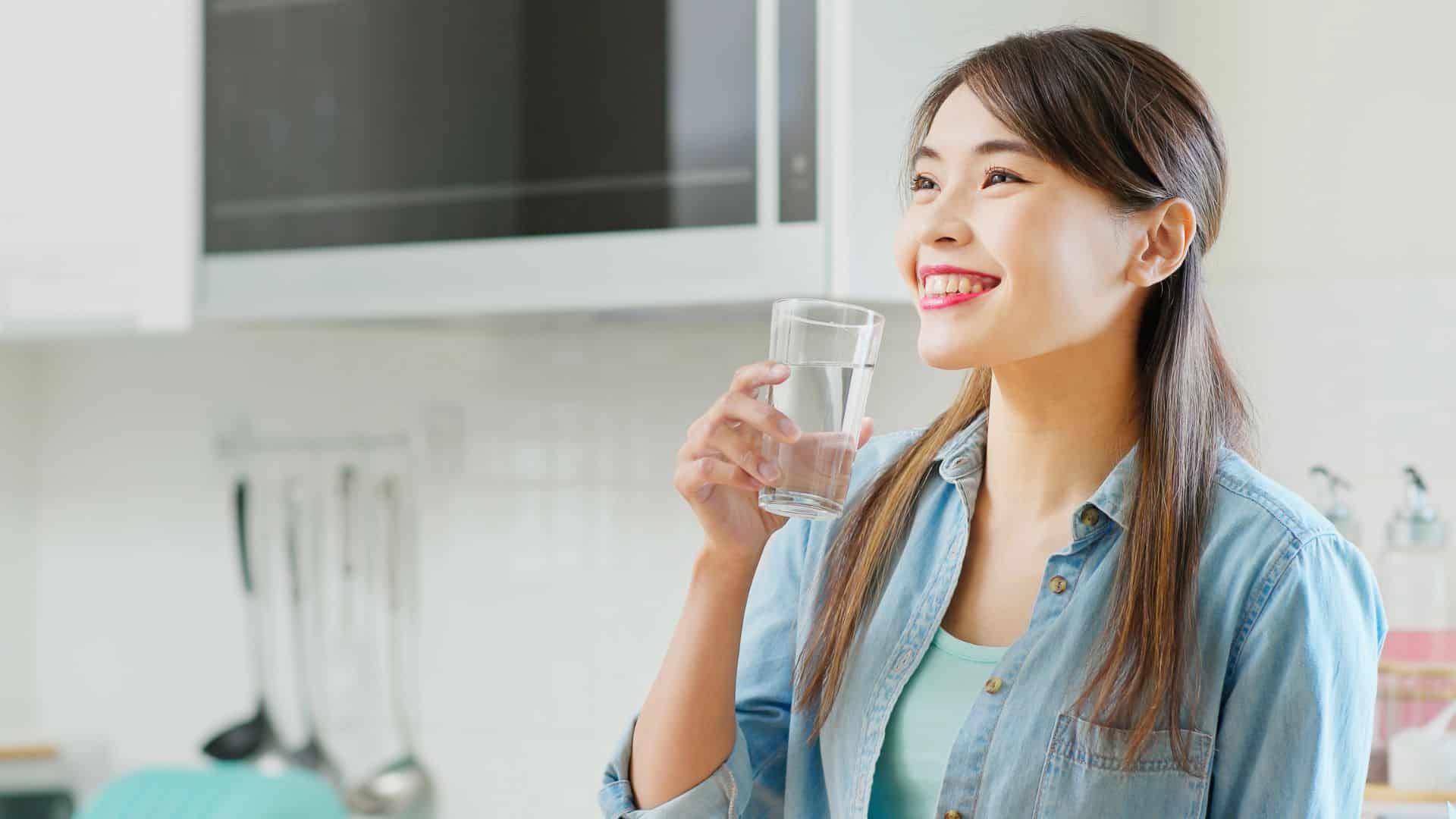 Improve Your Health With Home Bottled Water Delivery